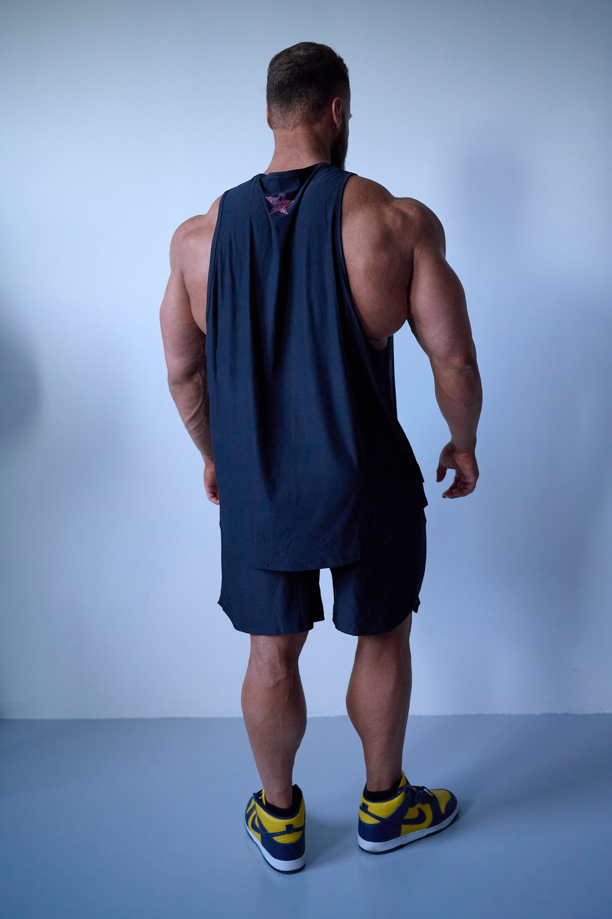 APRANGA – Insane Fits Official